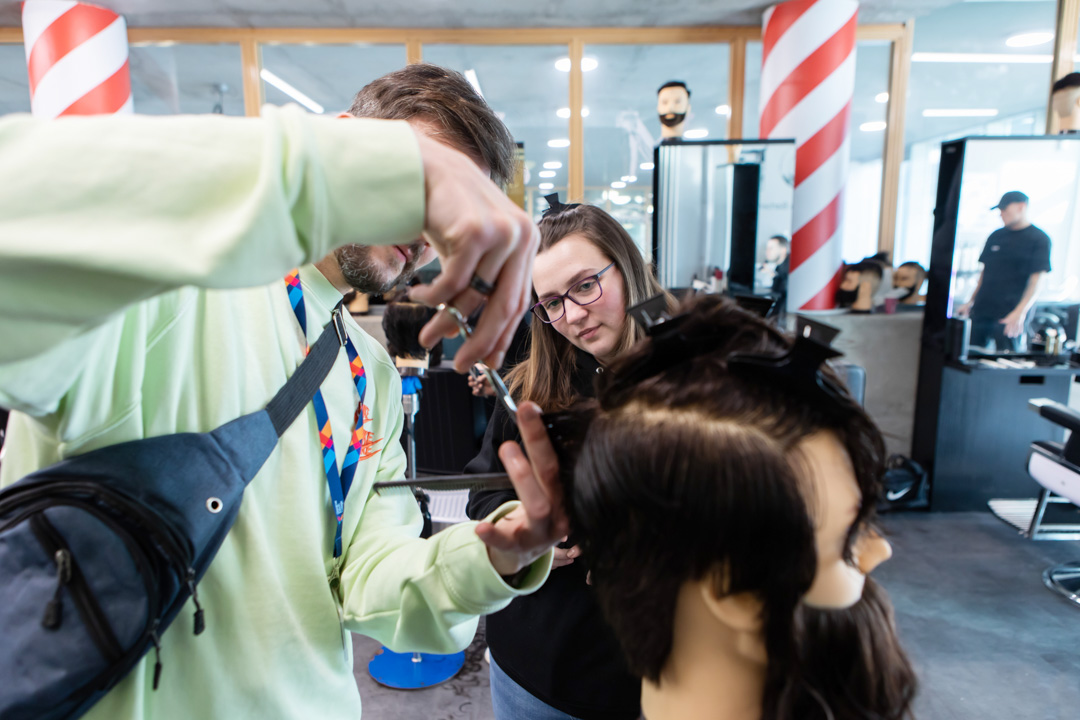 C&G BARBERING (MADE): SCQF 5 - Glasgow Kelvin College