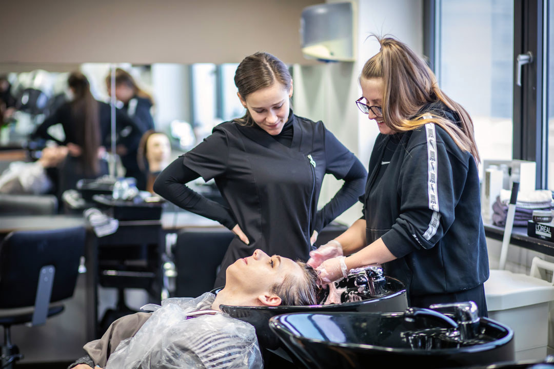 NQ HAIRDRESSING: SCQF 5 - Glasgow Kelvin College